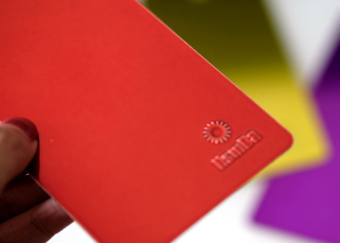 Thermosetting High Epoxy Resin Content RAL Red Powder Coat for Smooth ...