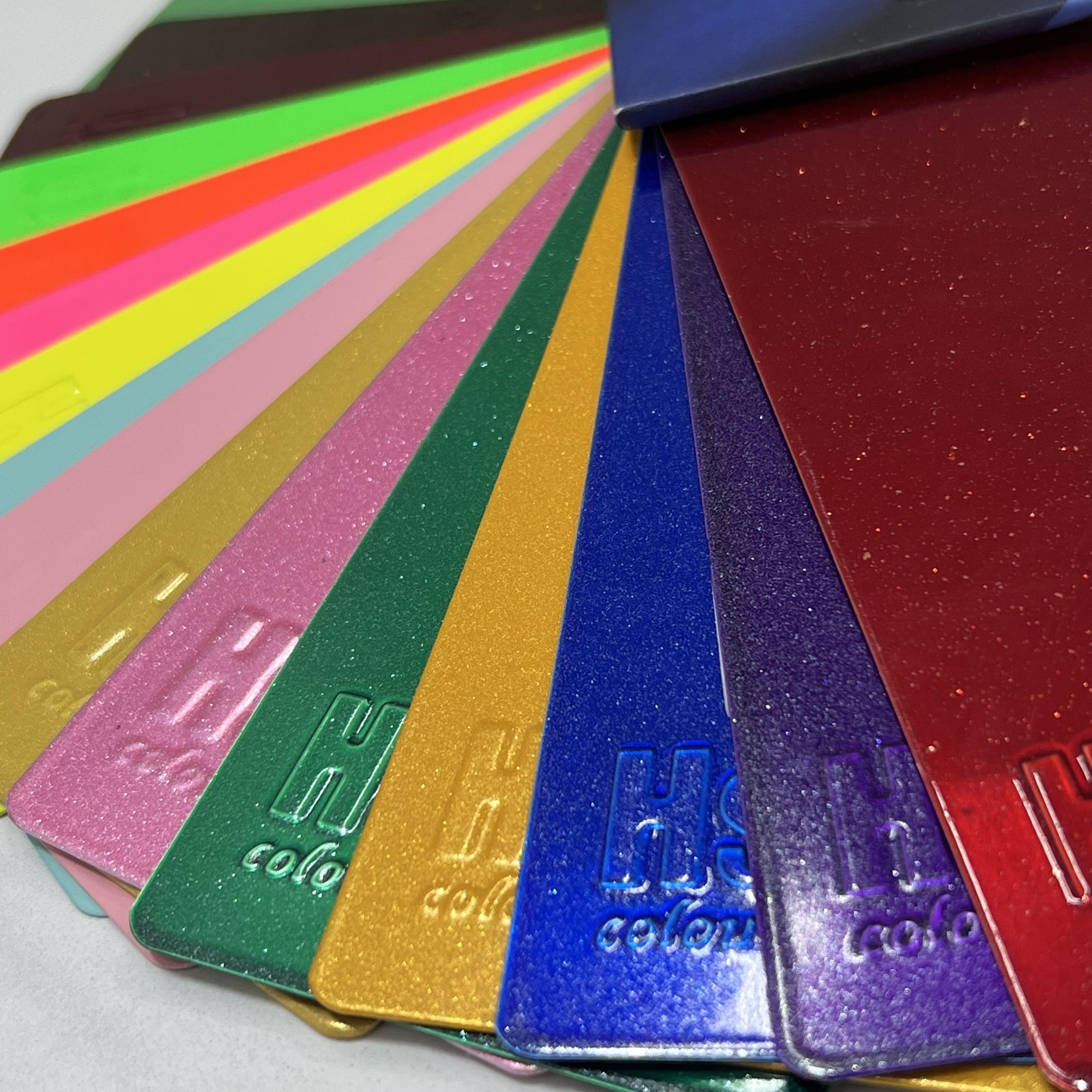 Chemical Epoxy Polyester High Gloss Level Metal Powder Coat Spray ...